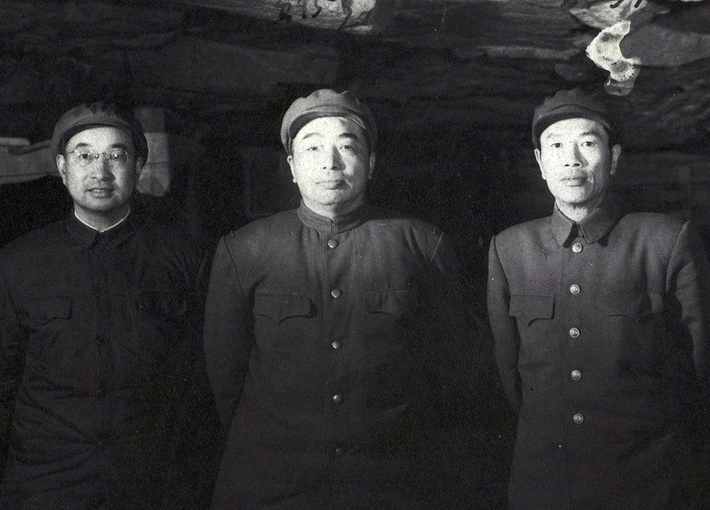 The Chinese intervention in the Korean War / Historical Association